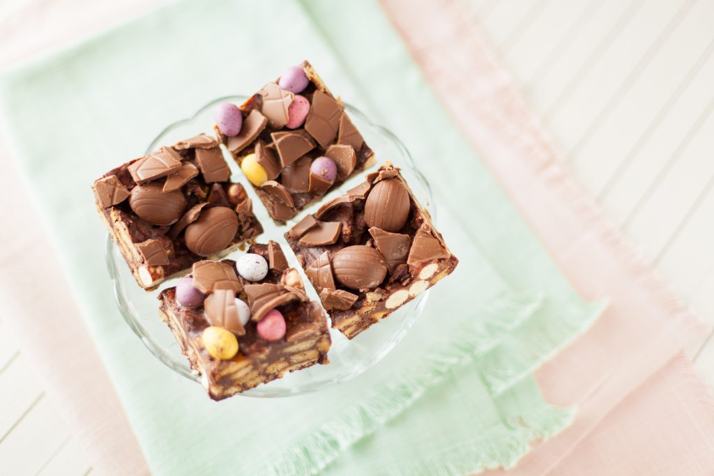 Easter Chocolate Biscuit Cake Squares | ILoveCooking