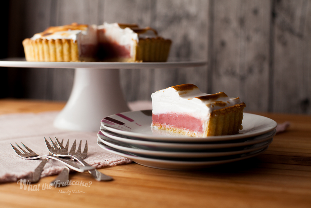Raspberry Meringue Pie | ILoveCooking