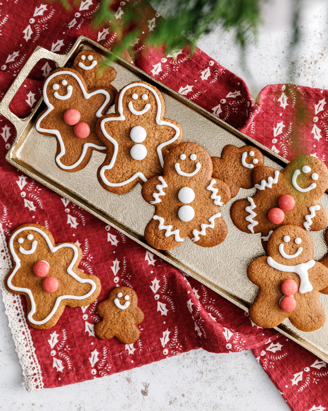 Gingerbread Men | ILoveCooking