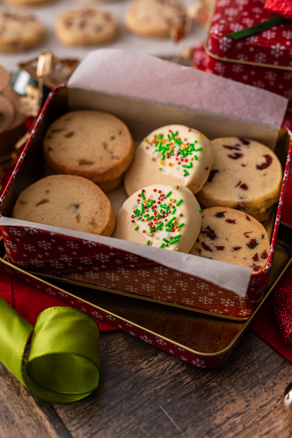 Slice & Bake Shortbread Biscuits | ILoveCooking